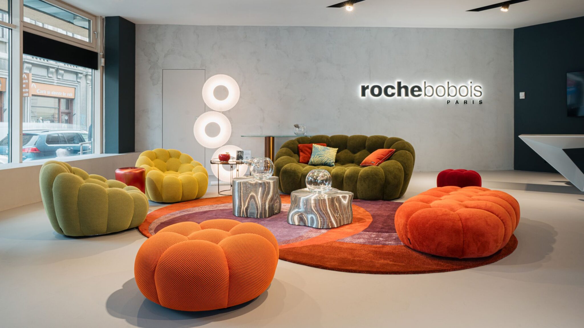 Showroom-ul Roche Bobois, redeschis la aniversarea a 10 ani în România