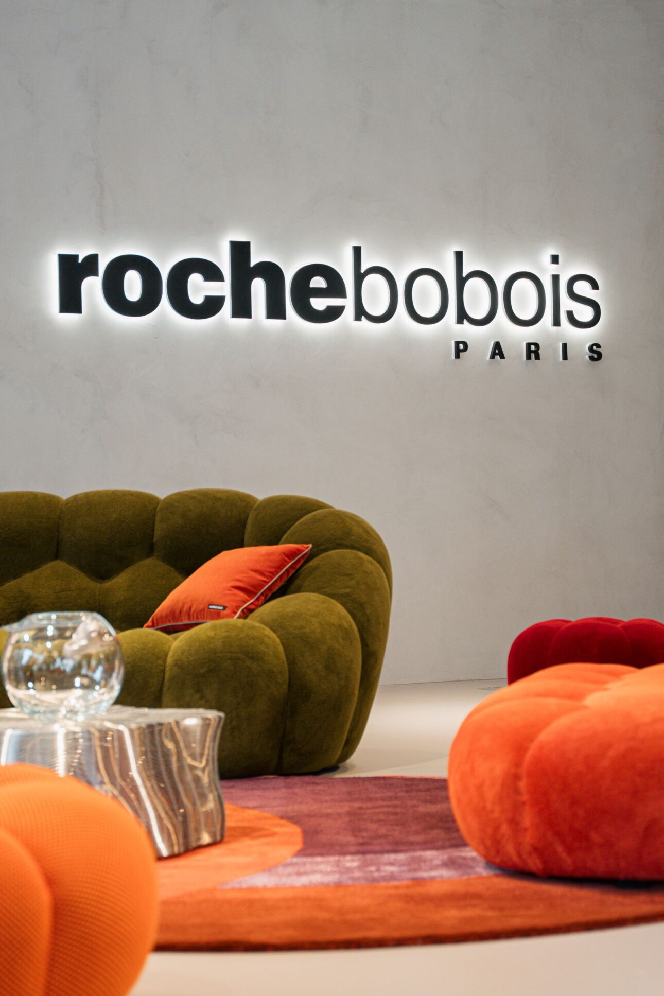 Showroom-ul Roche Bobois, redeschis la aniversarea a 10 ani în România